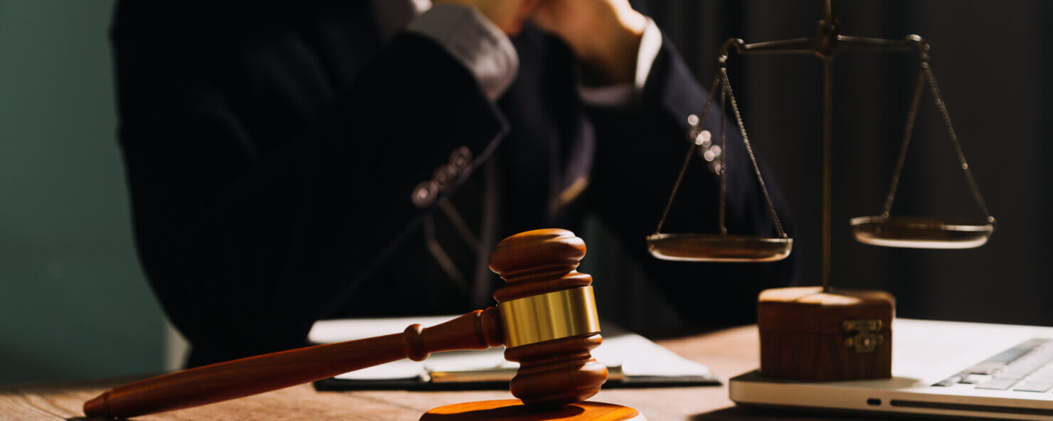 Jak se stát soudcem, kolik berou a jak probíhá jmenování soudců ...